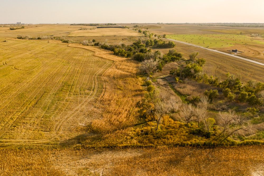 00000 V Road, Zurich, KS 67663 | MLS: Rooks 160 | Land.com