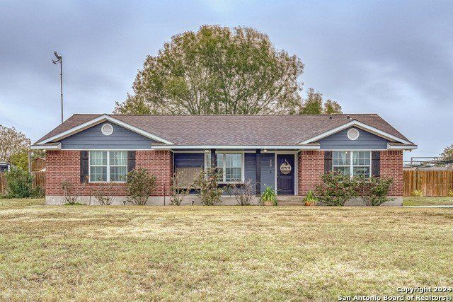 602 Pouncey, Smiley, TX 78159 | MLS: 1827659 | Land.com