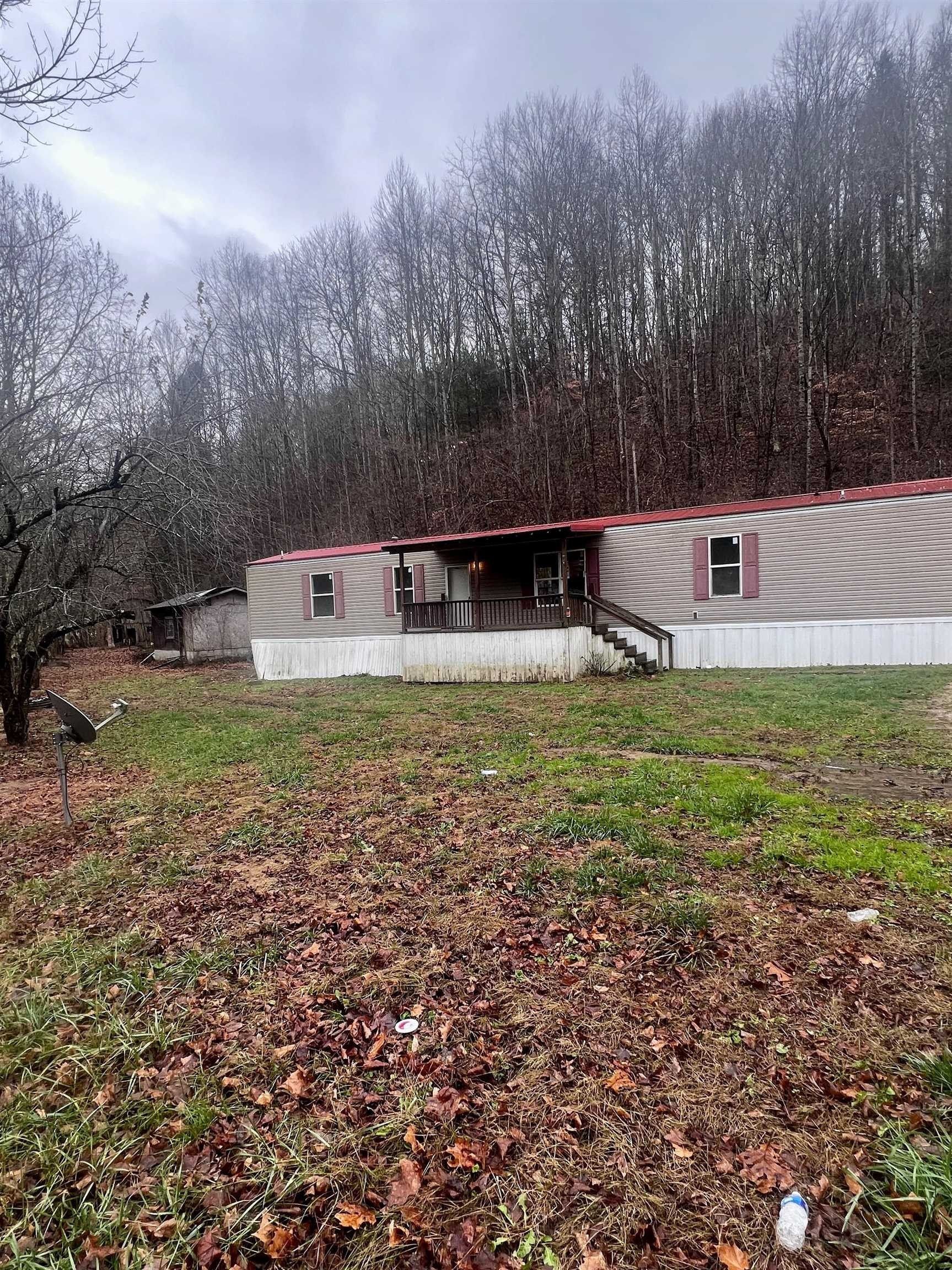 6192 Daniel Boone Parkway, Foster, WV 25081 | MLS: 180251 | Land.com
