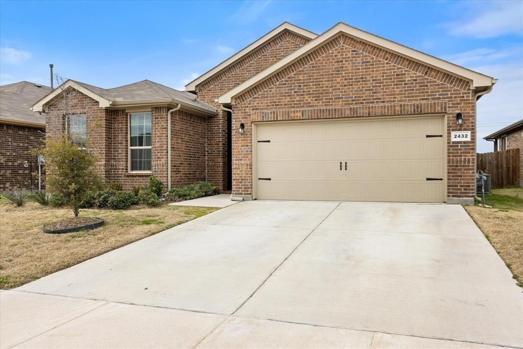 2432 Goodnight Ranch Drive, Weatherford, TX 76087 | MLS: 20830359 ...
