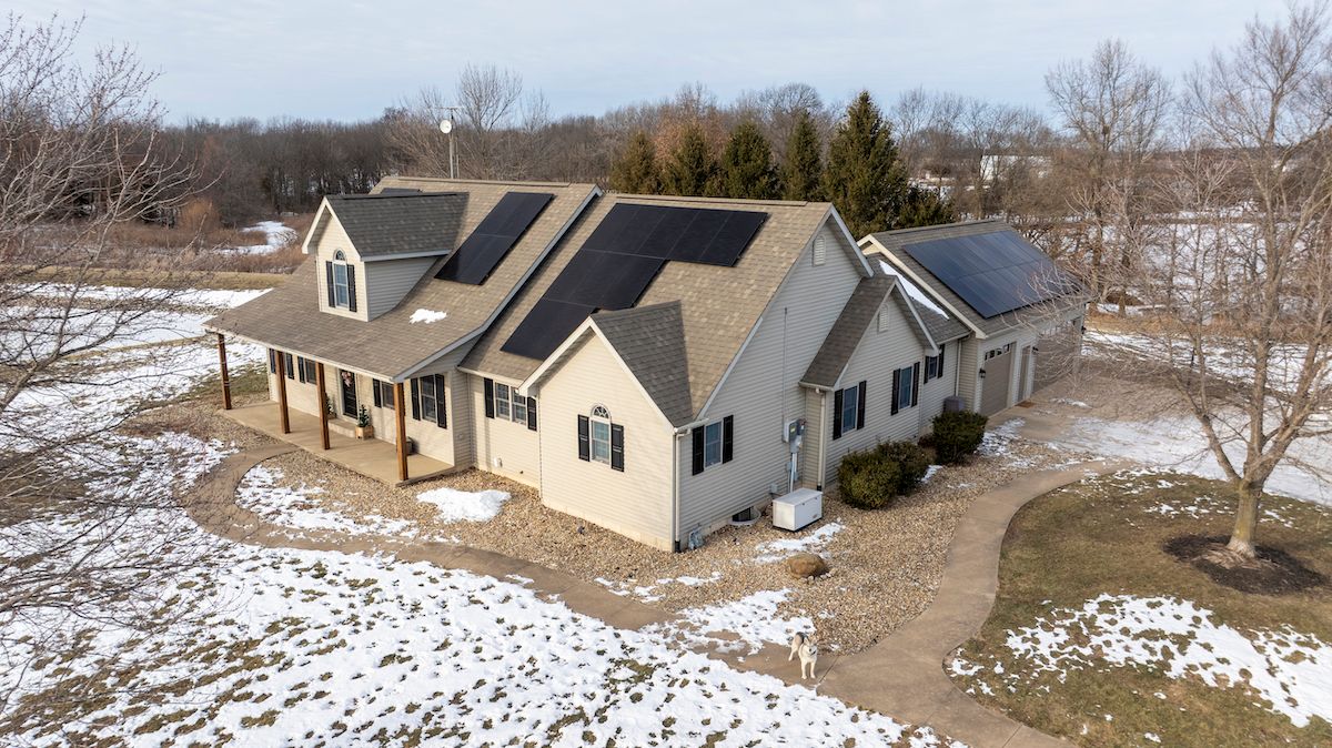 35545 Route 111, Modesto, IL 62667 | MLS: CA1034130 | Land.com