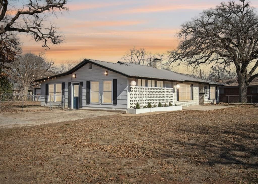 135 Oak Way, Kerrville, TX 78028 | MLS: 118244 | Land.com