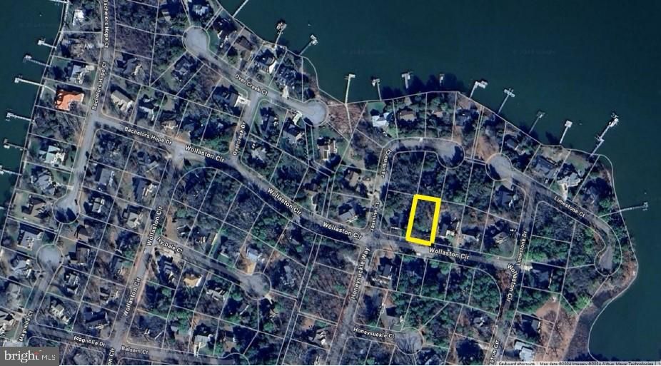 11612 Wollaston Circle, Swan Point, MD 20645 | MLS: MDCH2038536 | Land.com
