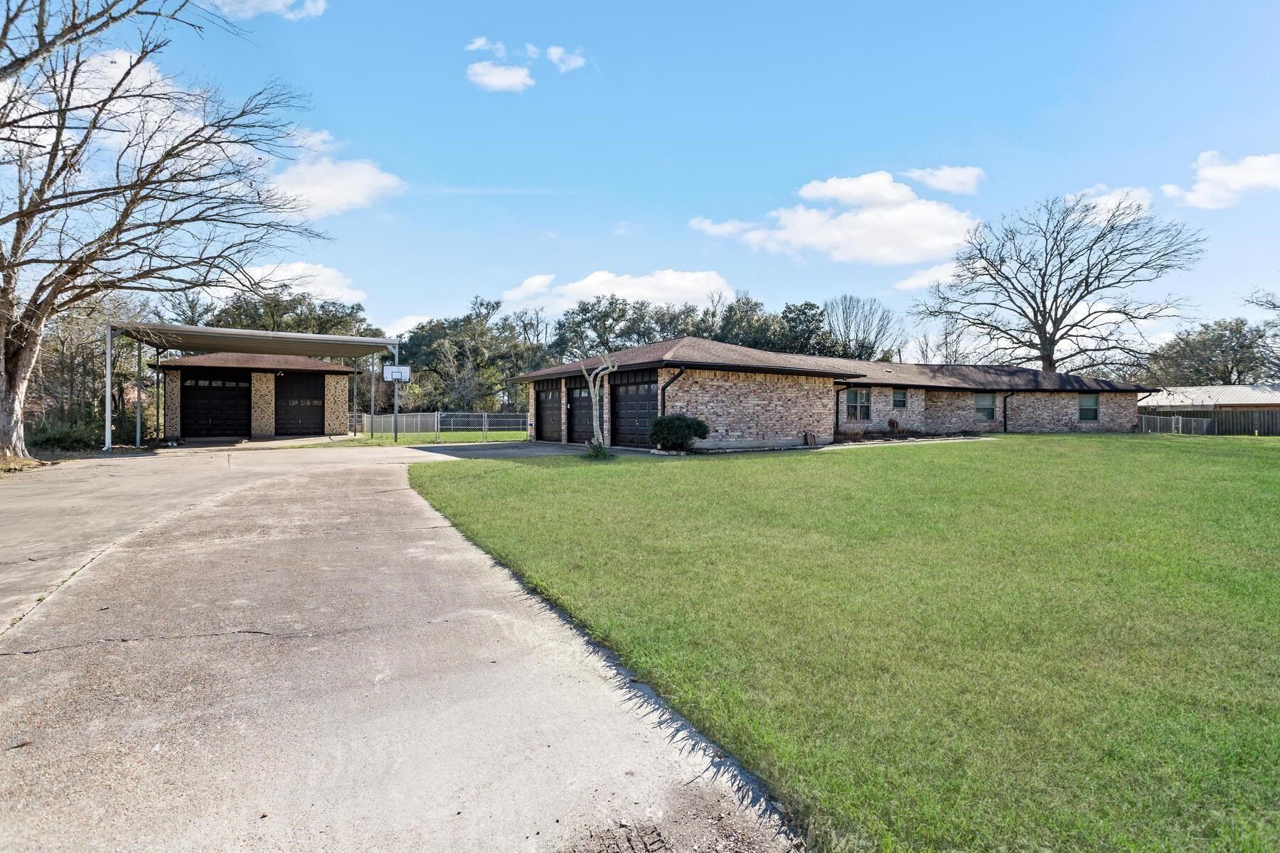 1365 Wisteria, Bridge City, TX 77611 | MLS: 255788 | Land.com