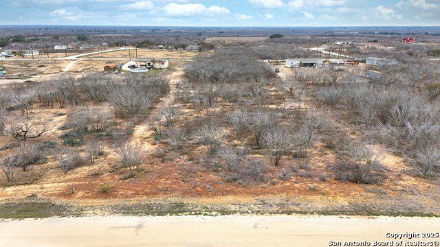 118 county road 2666, Devine, TX 78016 | MLS: 1847406 | Land.com