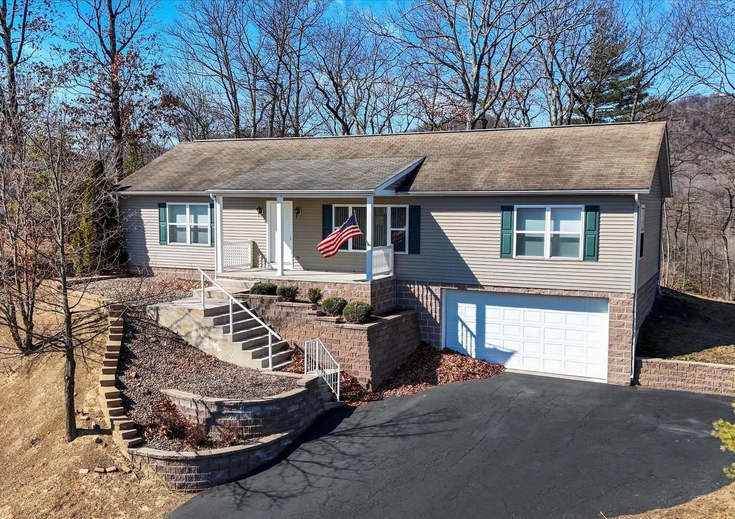 348 Ashland Dr, Ridgeley, WV 26753 | MLS: WVMI2003264 | Land.com