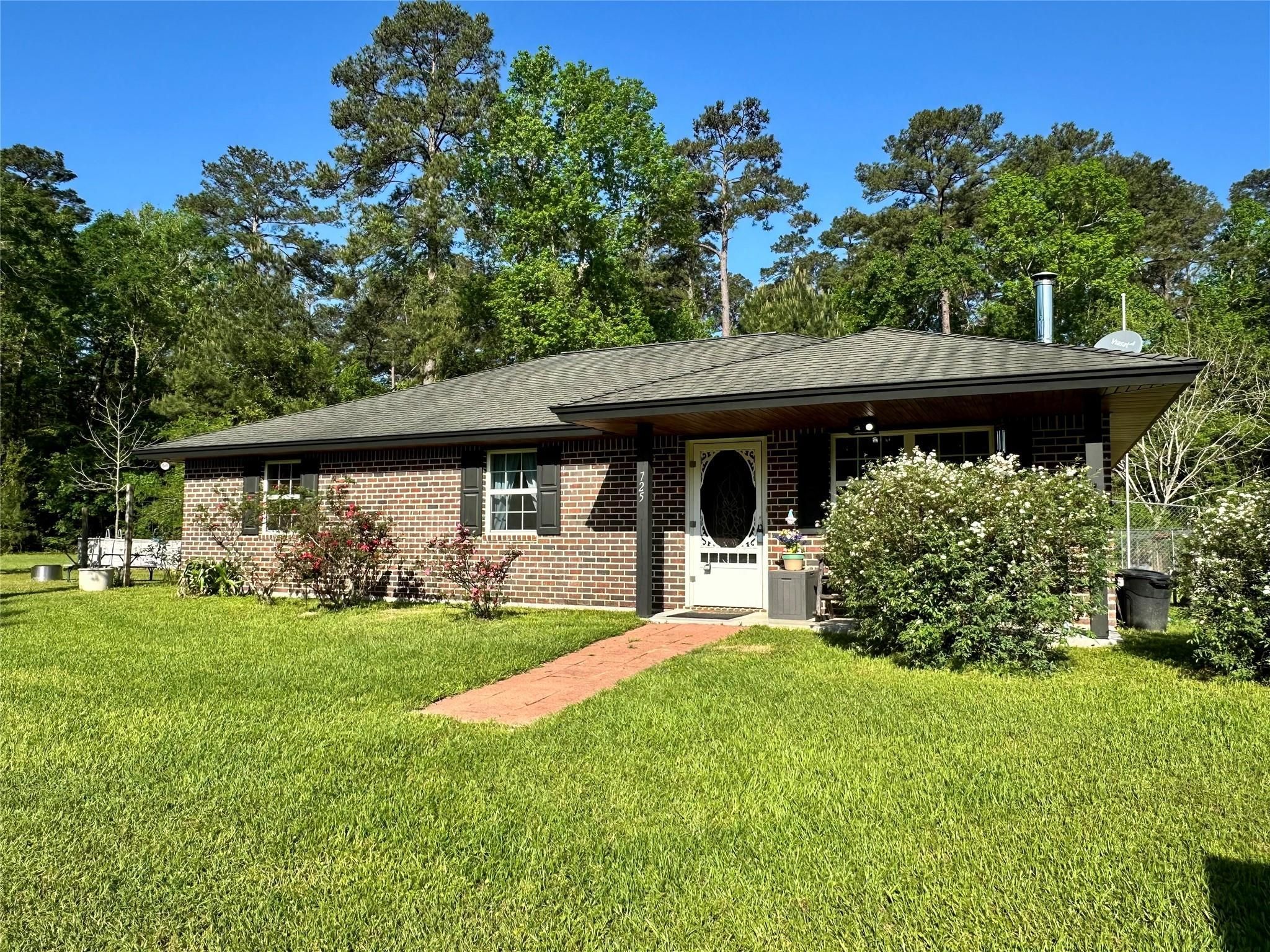 725 County Road 4364, Spurger, TX 77660 | MLS: 89265446 | Land.com