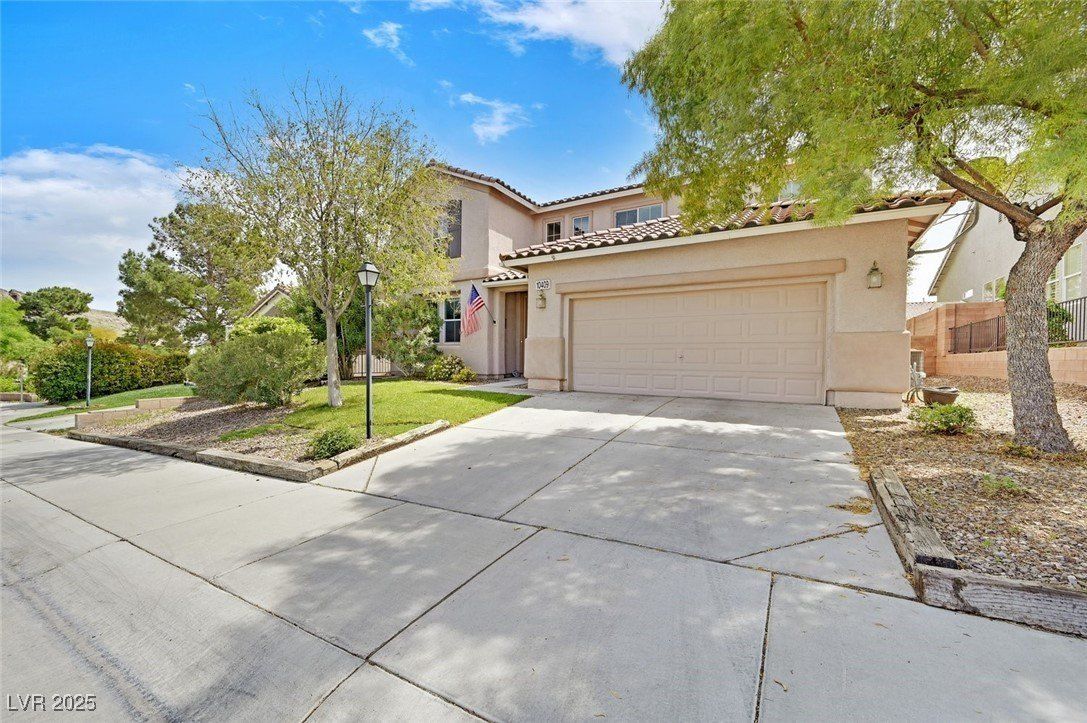 10409 Snowdon Flat Court, Las Vegas, NV 89129 | MLS: 2676477 | Land.com