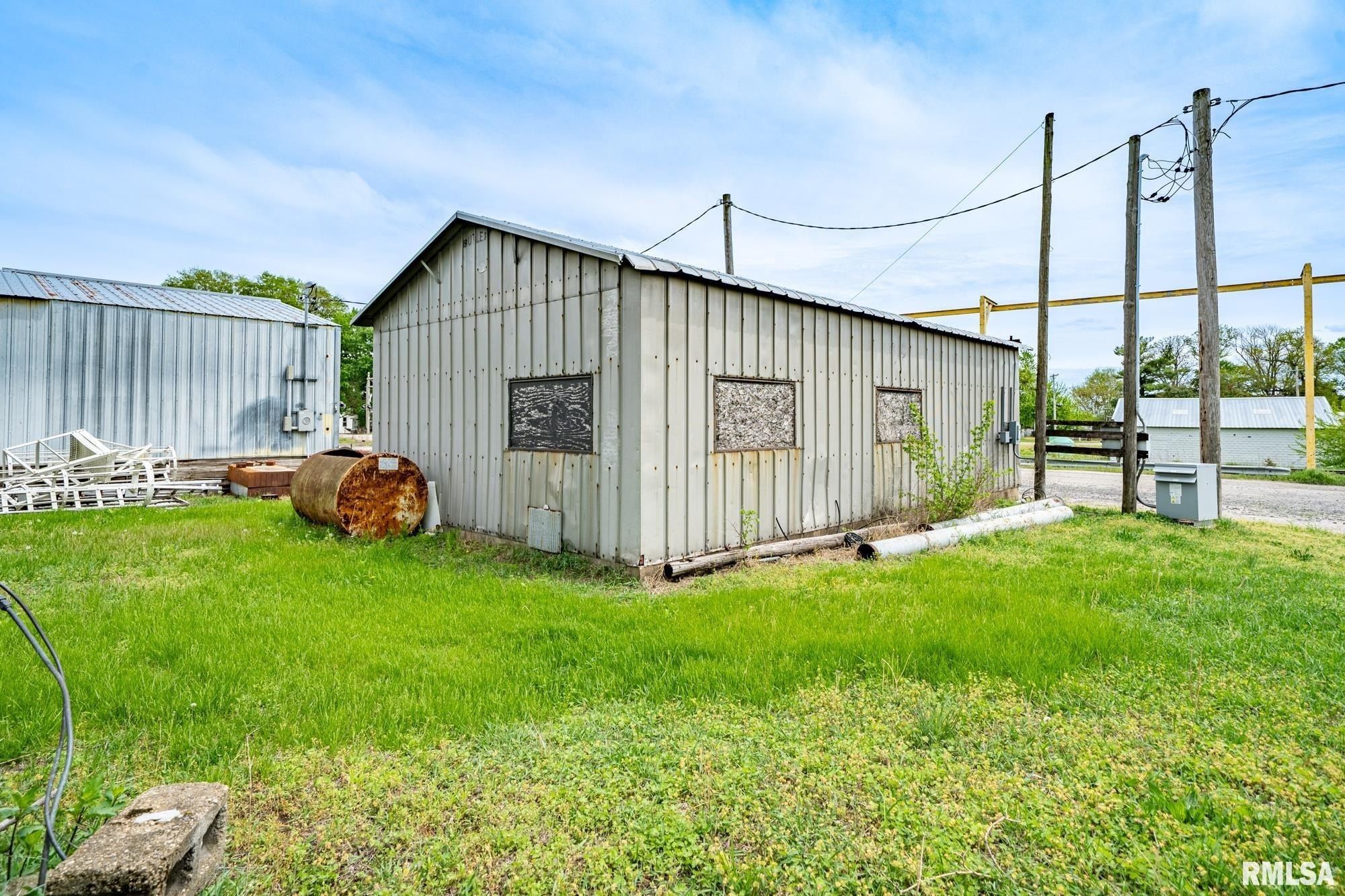 100 S MAIN Street, Forest City, IL 61532 | MLS: PA1257693 | Land.com