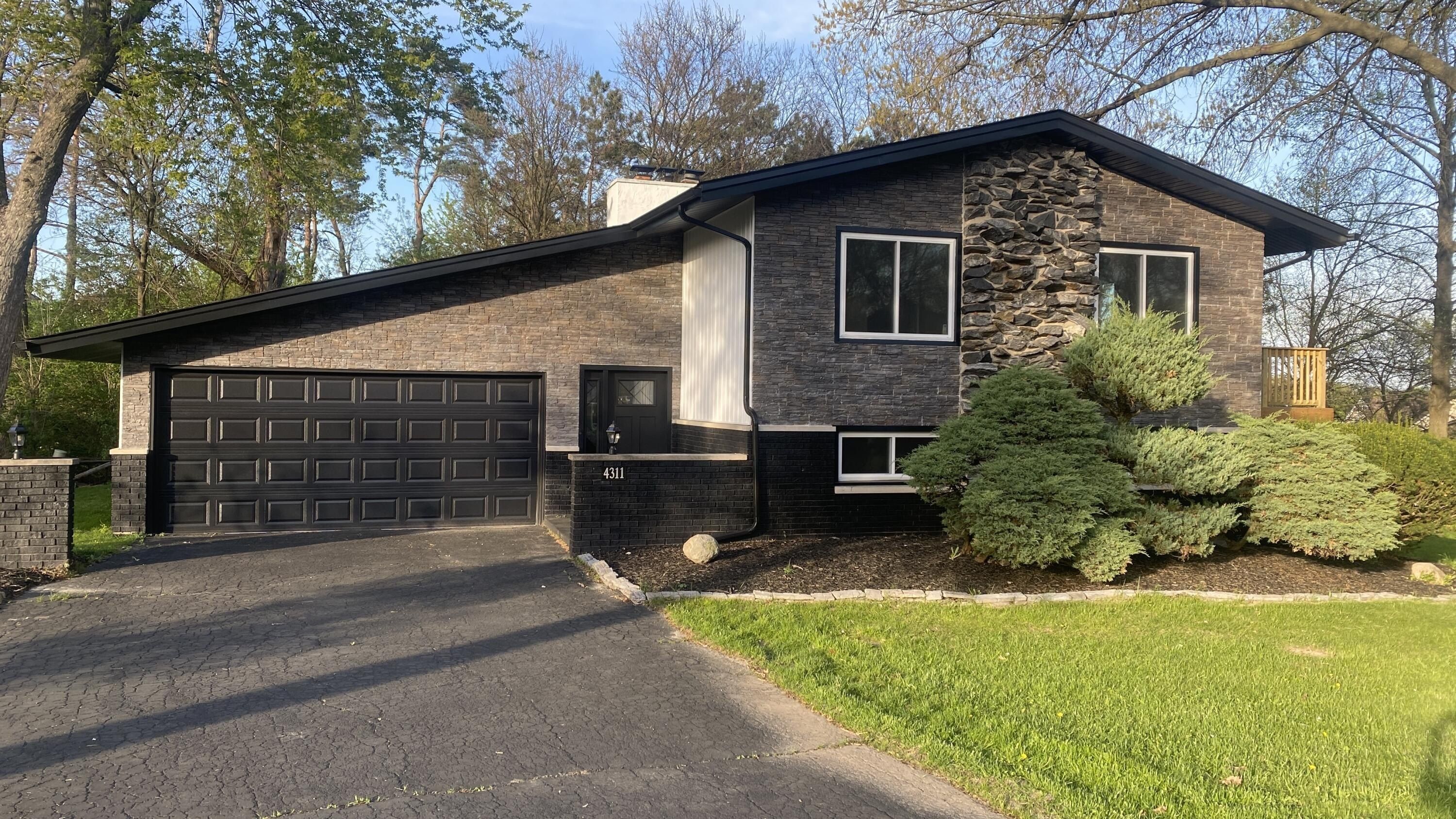 4311 Hogan Court, Crown Point, IN 46307 | MLS: 820494 | Land.com