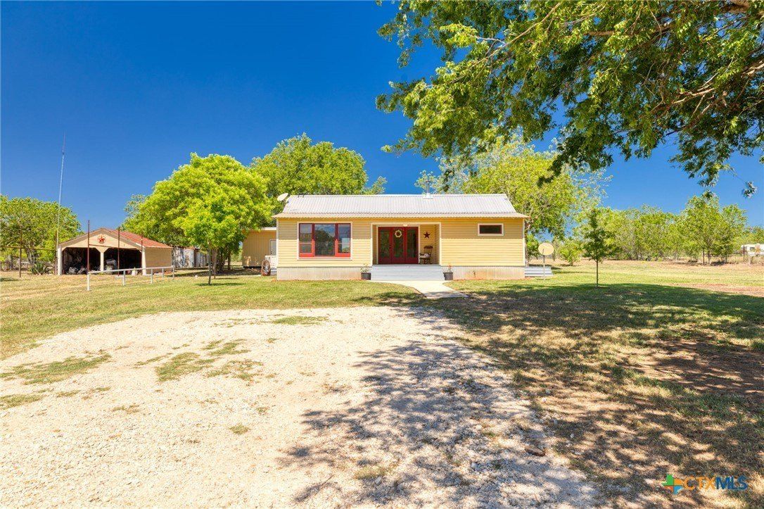 395 Dale Lane, Dale, TX 78616 | MLS: 579781 | Land.com