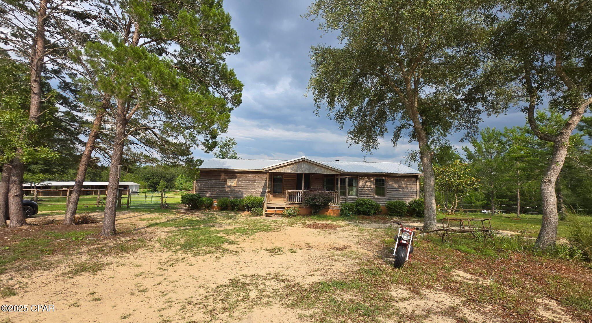 2407 Pinewood Drive, Chipley, FL 32428 | MLS: 774375 | Land.com