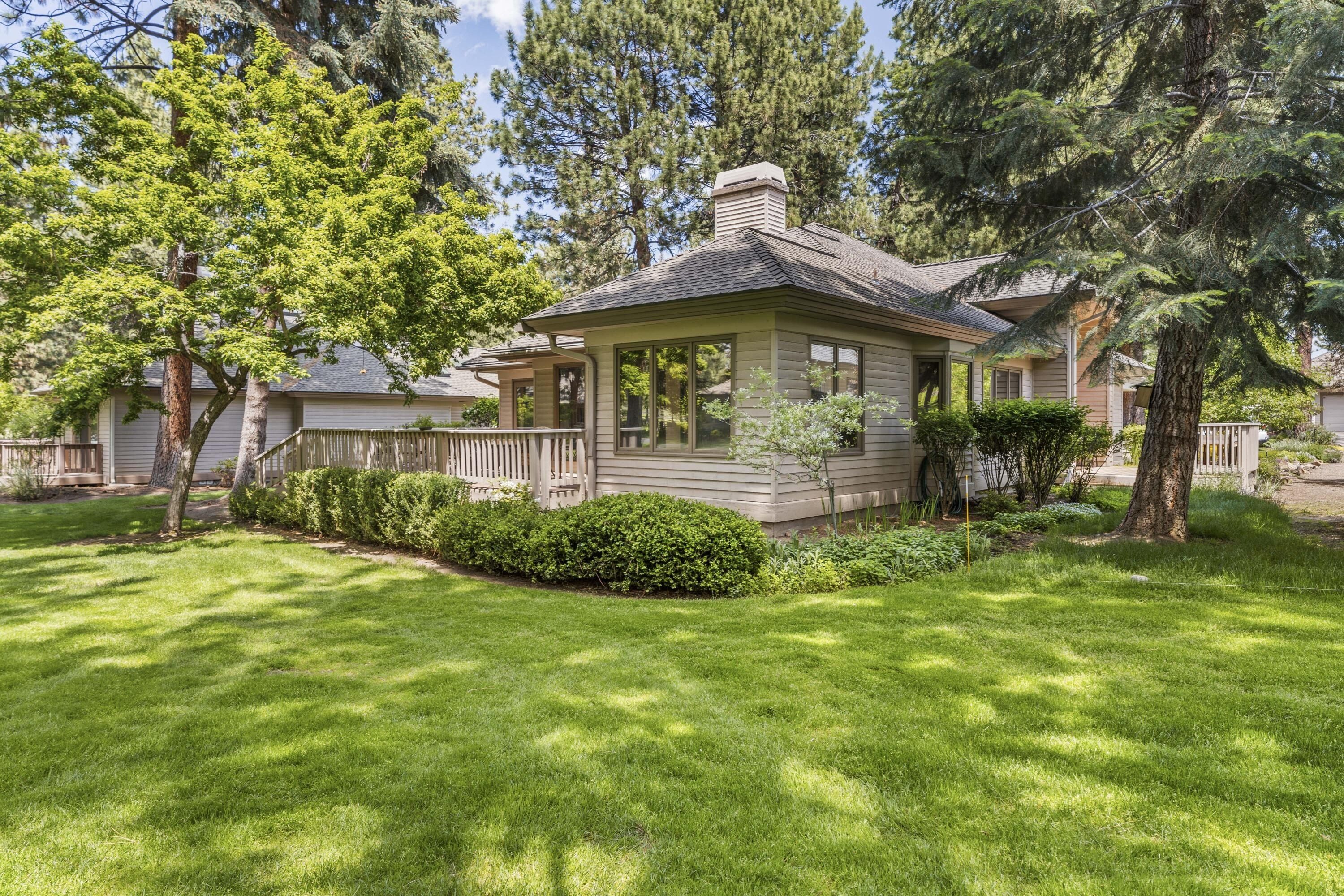 60816 Willow Creek Loop, Bend, OR 97702 | MLS: 220203390 | Land.com