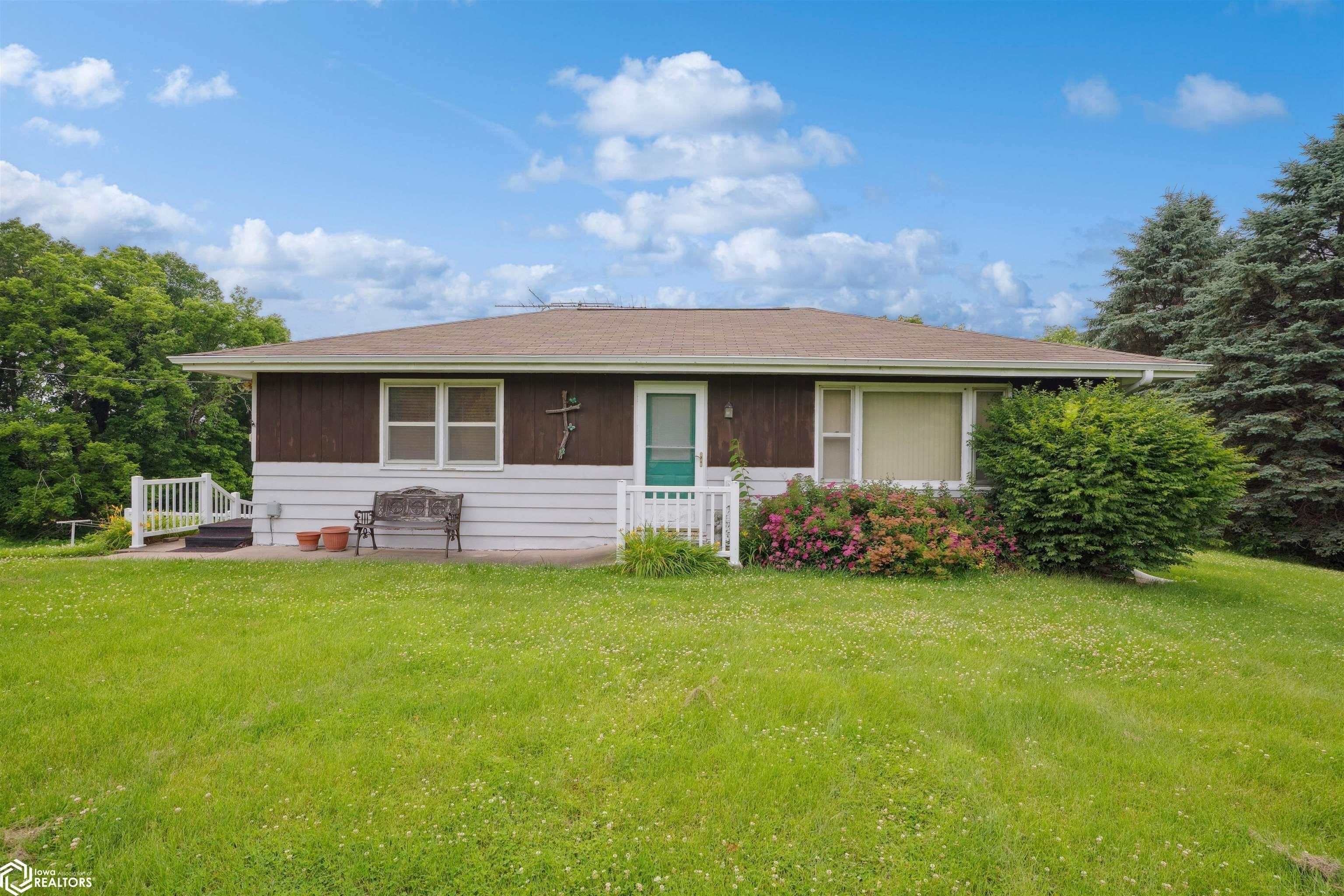 1065 255Th Avenue, West Point, IA 52656 | MLS: 6328685 | Land.com