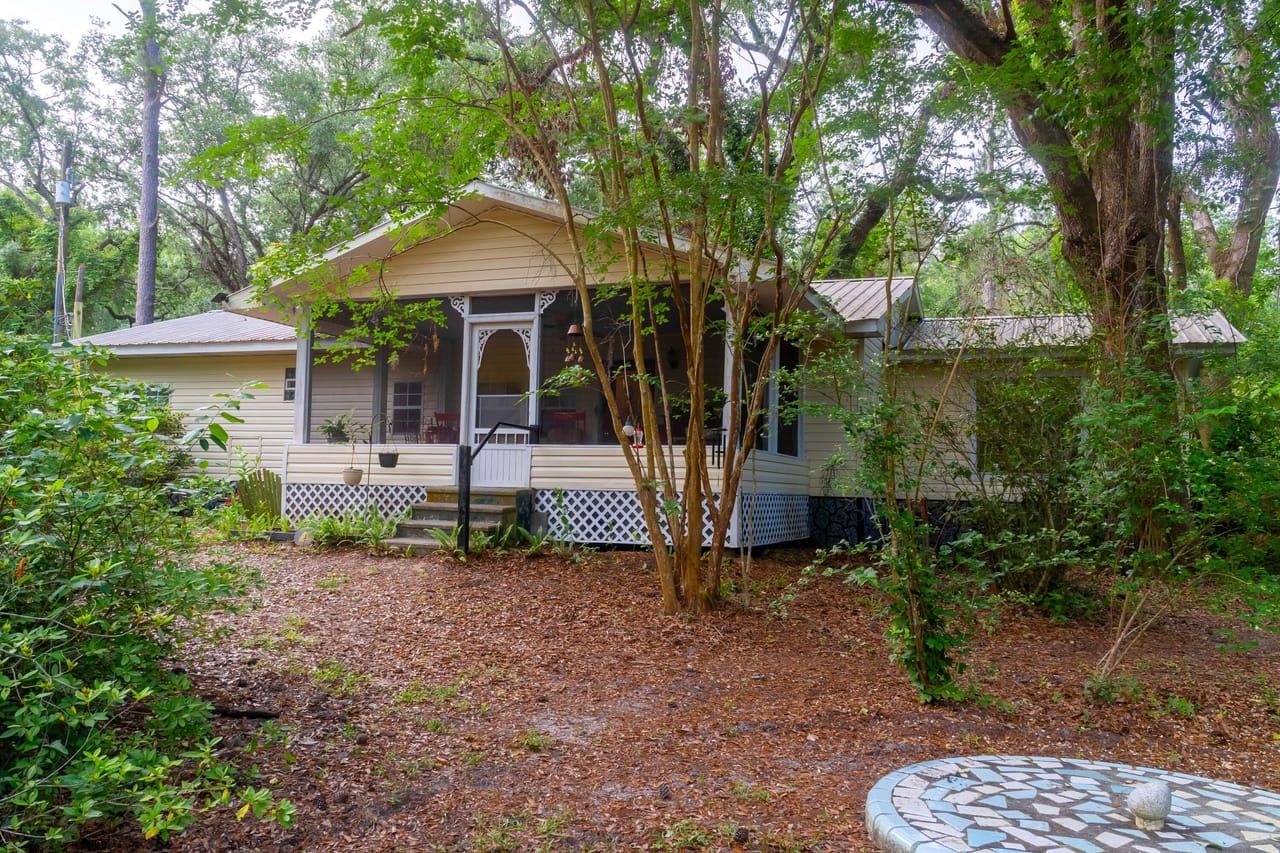 3751 NE Persimmon Dr, Pinetta, FL 32350 | MLS: 385253 | Land.com