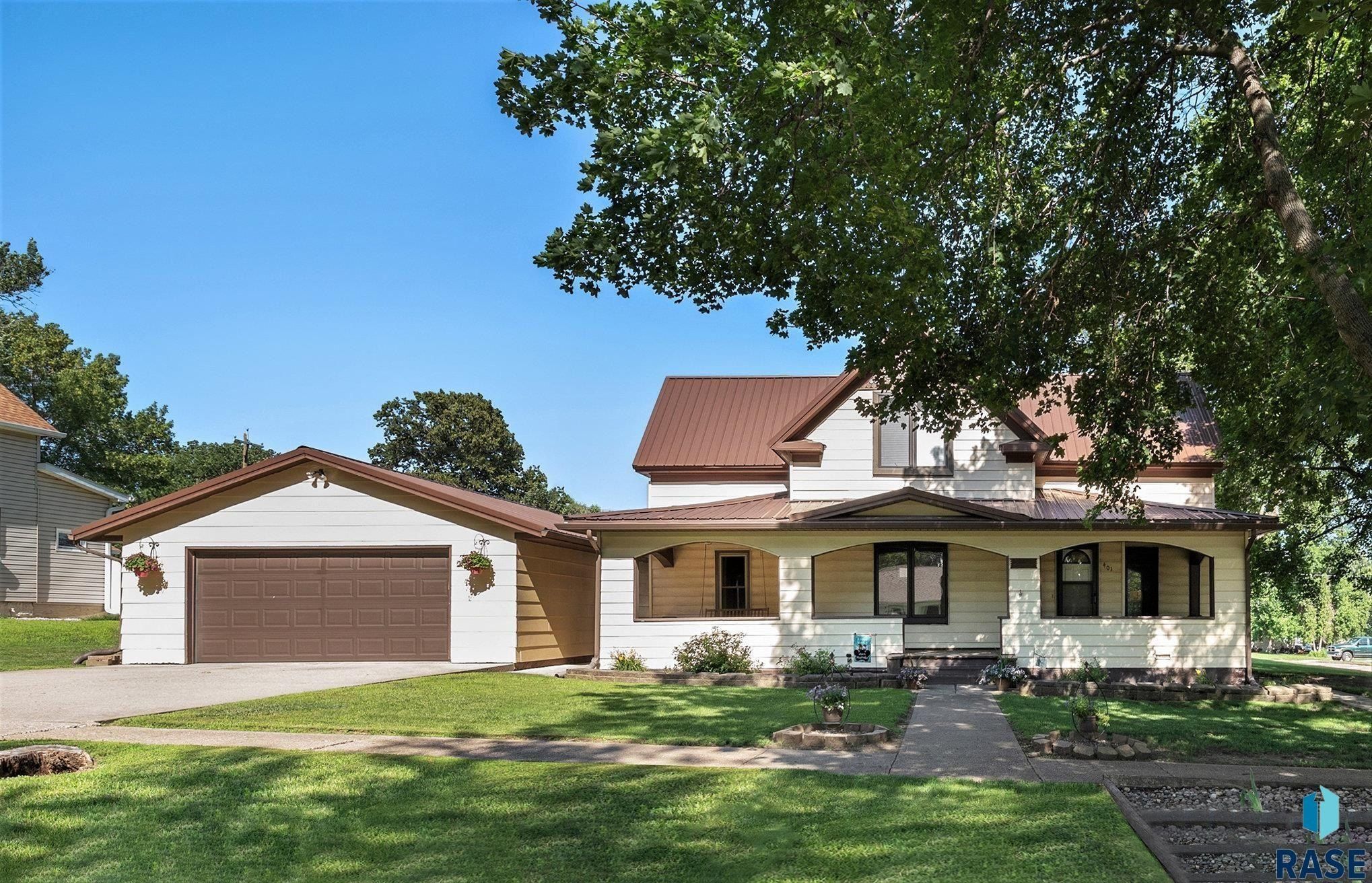 401 Dakota St, Alcester, SD 57001 | MLS: 22505226 | Land.com