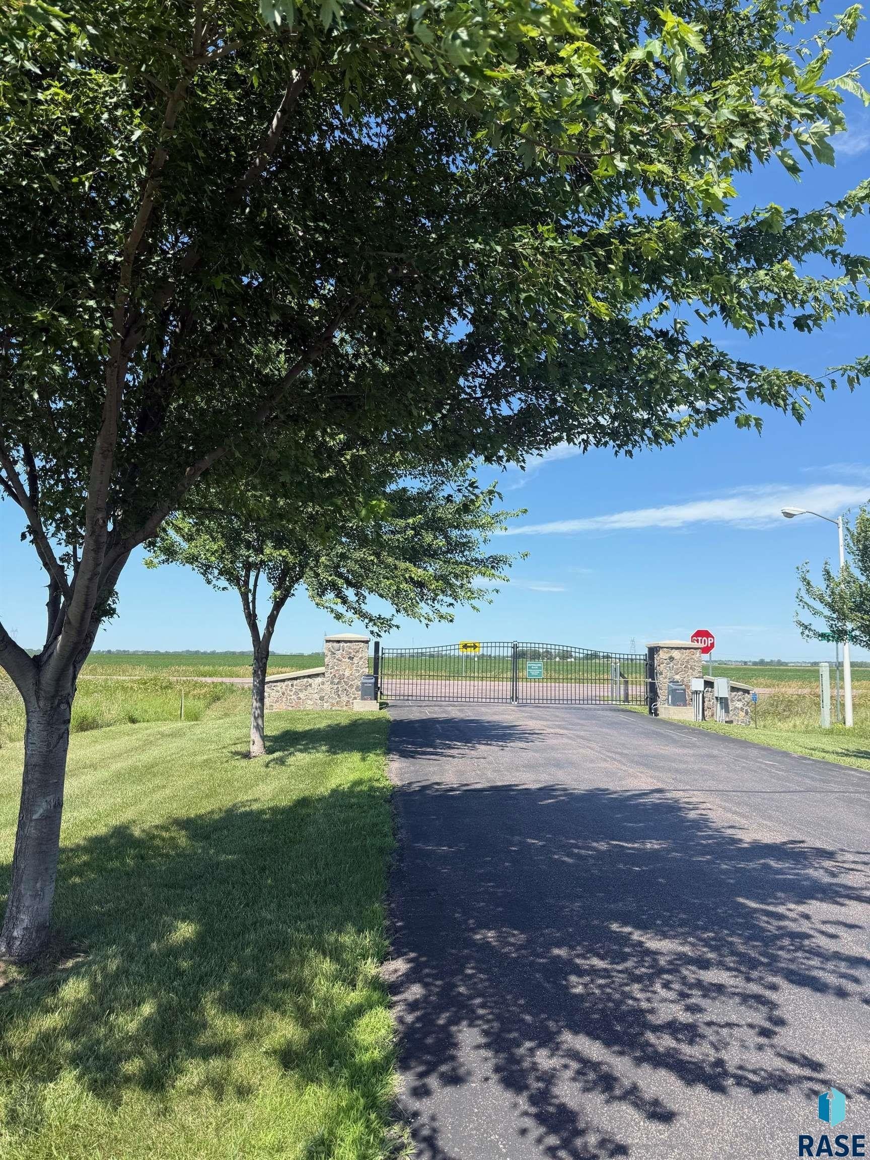 48002 Trading Post Rd, Sioux Falls, SD 57108 | MLS: 22505419 | Land.com