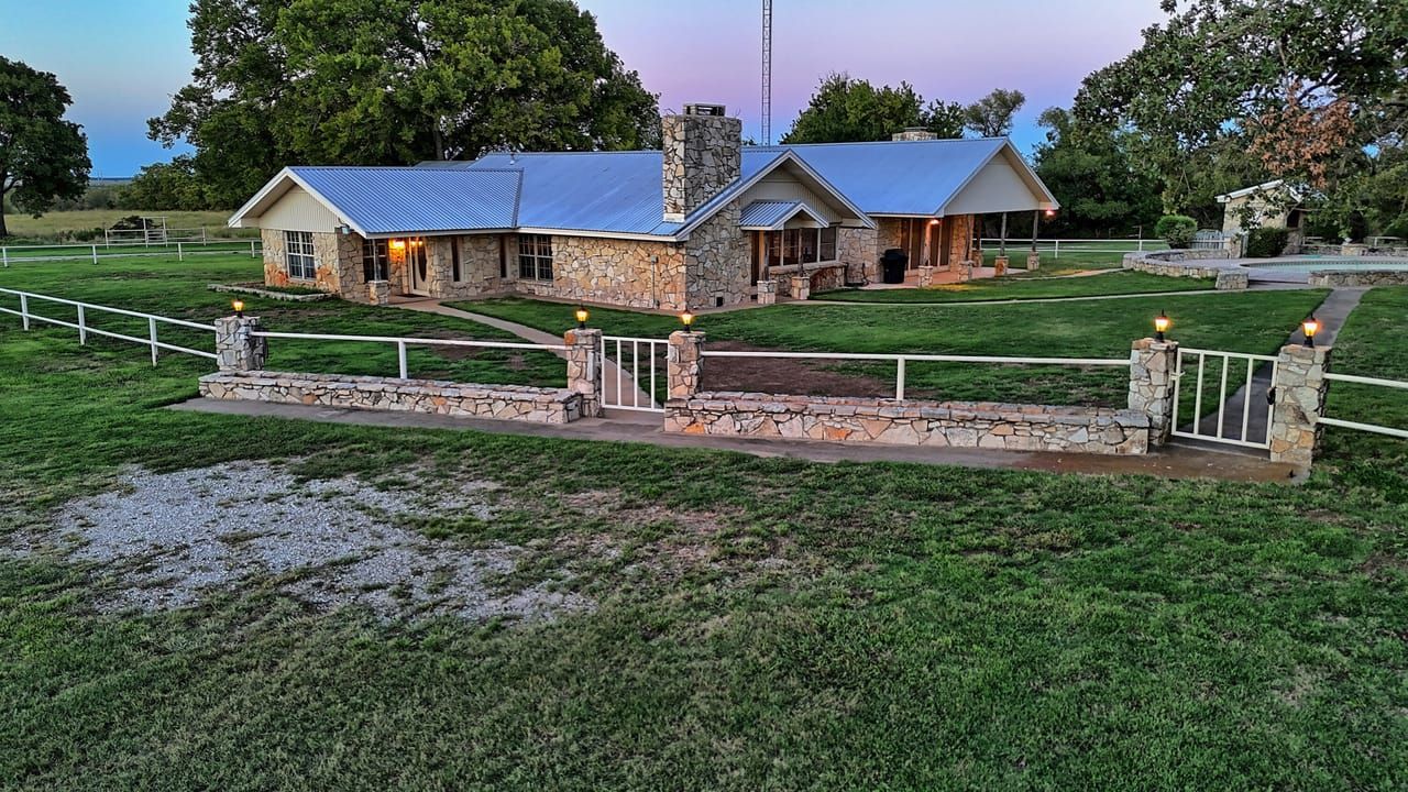 Bellevue, TX, Bellevue, TX 76228 | Land.com