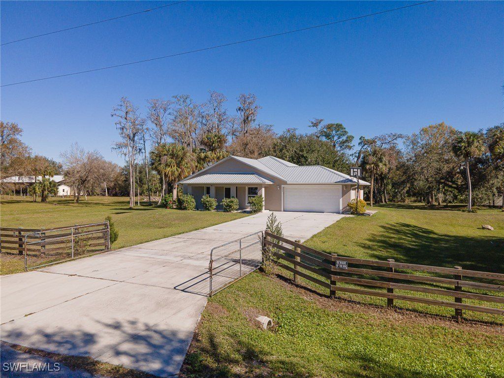 2245 Scott Road, Fort Denaud, FL 33935 | MLS: 225007411 | Land.com