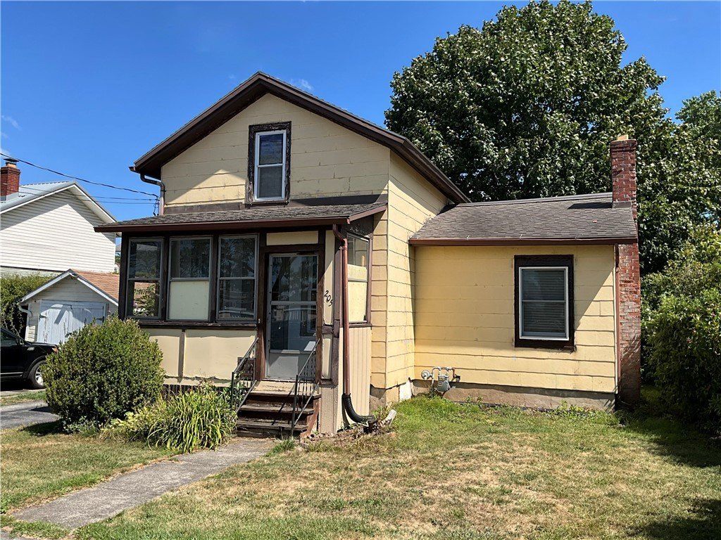 205 S Clinton Street, Albion, NY 14411 | MLS: R1633976 | Land.com