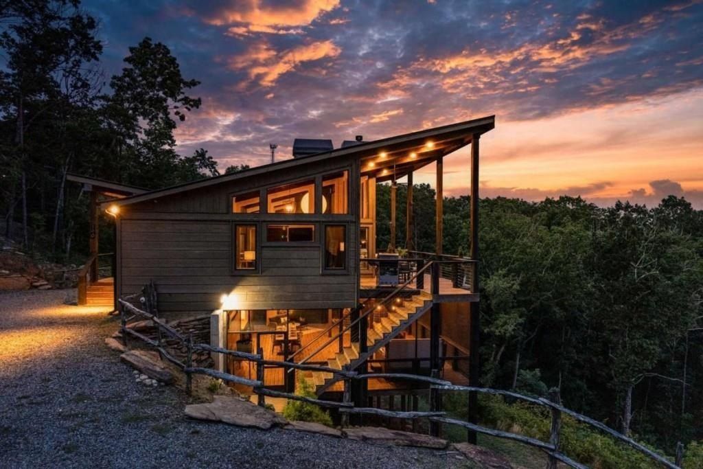 190 Firefly Road, Blue Ridge, GA 30513 | MLS: 7645046 | Land.com