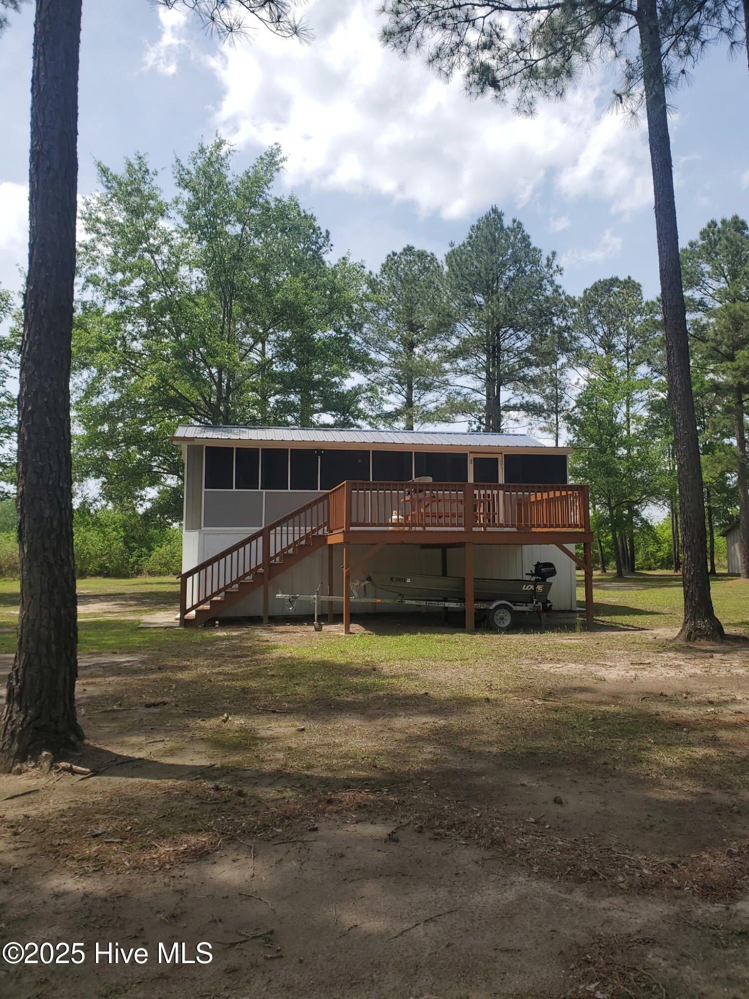 708 Albert Beatty Lane, Harrells, NC 28444 | MLS: 100533163 | Land.com