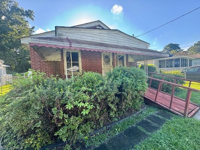 406 Fuller Street, Suffolk, VA 23434 | MLS: 10599064 | Land.com