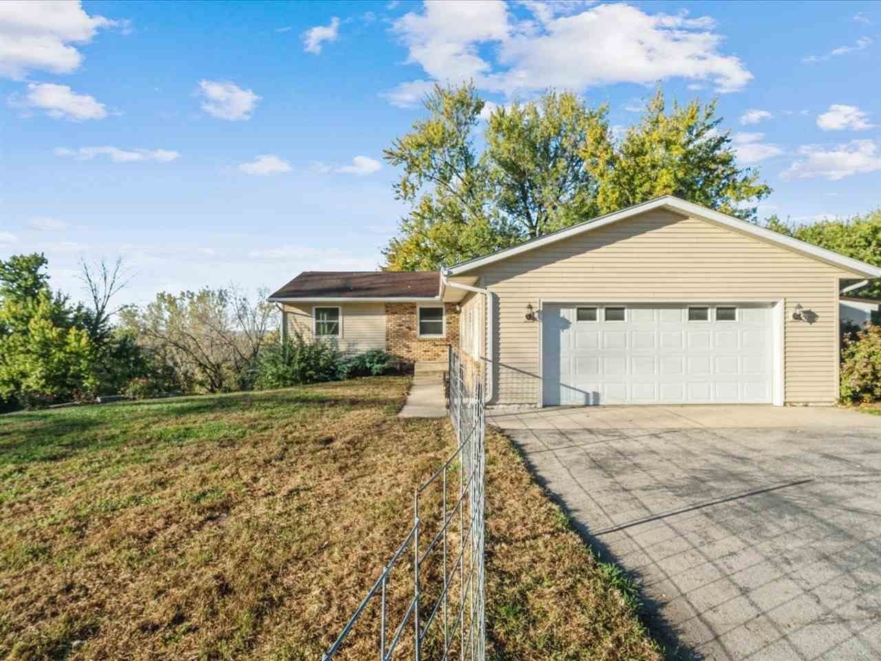 10101 Hall Rd, Cedar Rapids, IA 52411 | MLS: 202506687 | Land.com