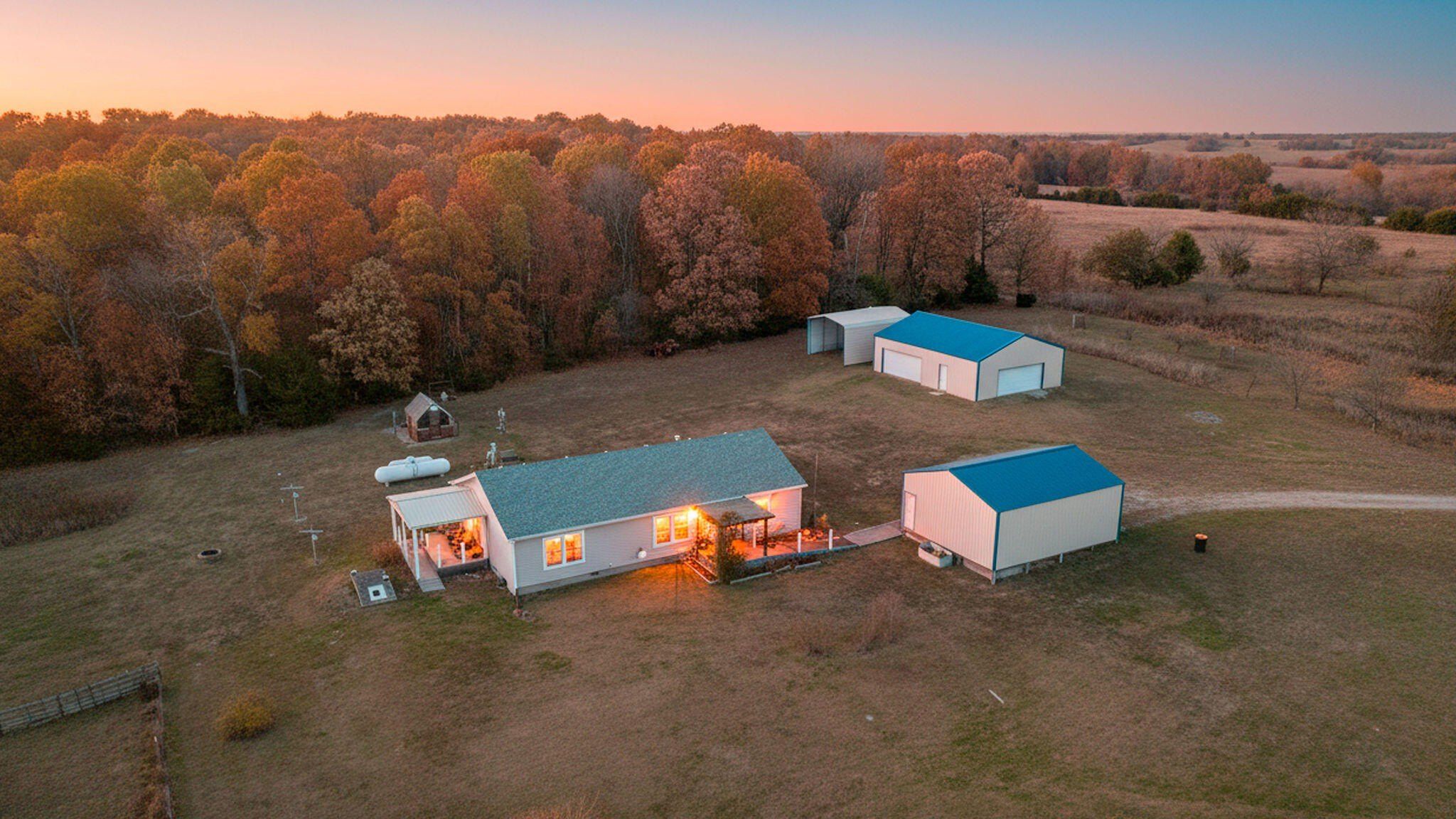 10430 Lawrence 2010, Miller, MO 65707 | MLS: 60309816 | Land.com