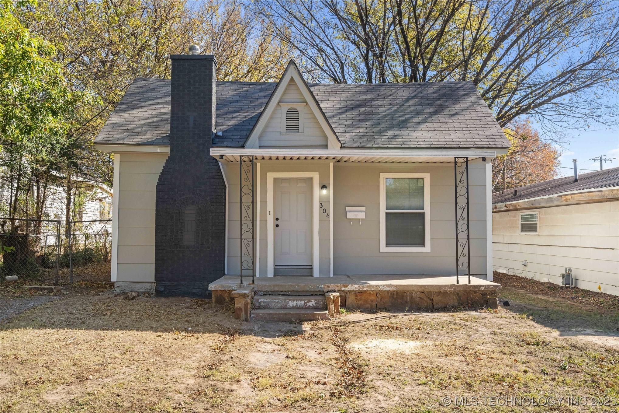 304 N 11th St, Muskogee, OK 74401 | MLS: 2546622 | Land.com