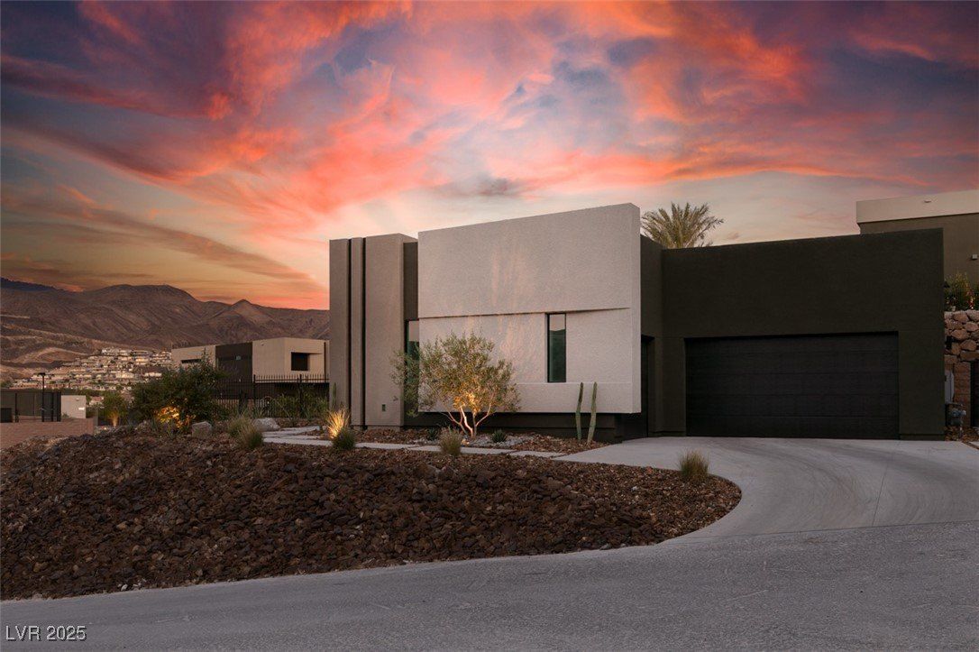 623 Dragon Mountain Court, Henderson, NV 89012 | MLS: 2735001 | Land.com