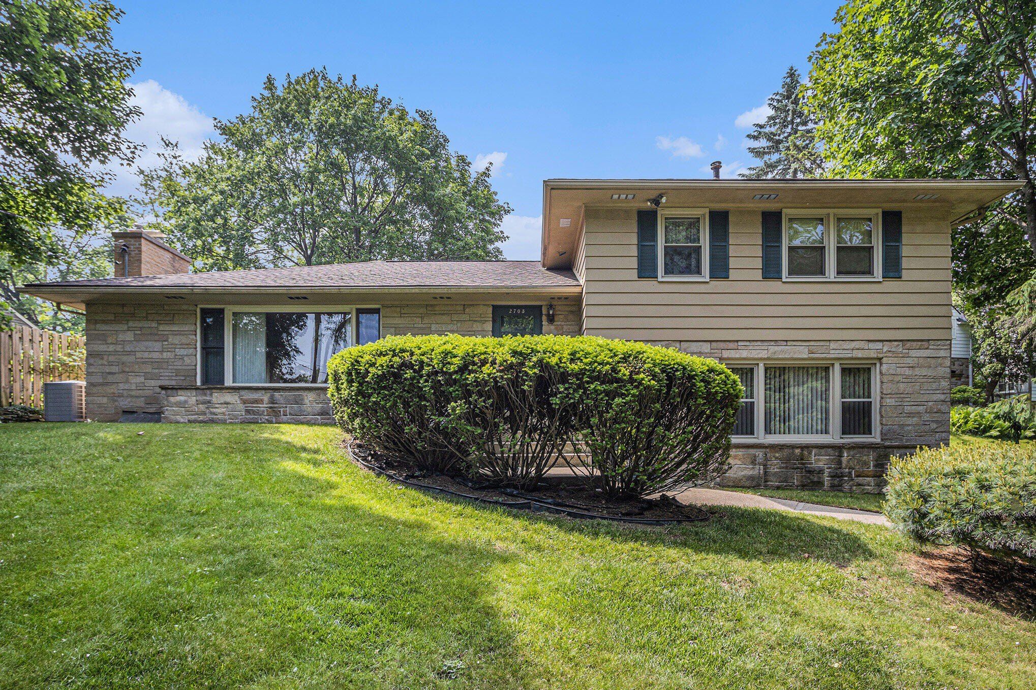 2705 Bronson Boulevard, Kalamazoo, MI 49008 | MLS: 25059575 | Land.com