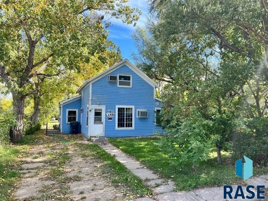 118 N Lamro St, Winner, SD 57580 | MLS: 22509193 | Land.com