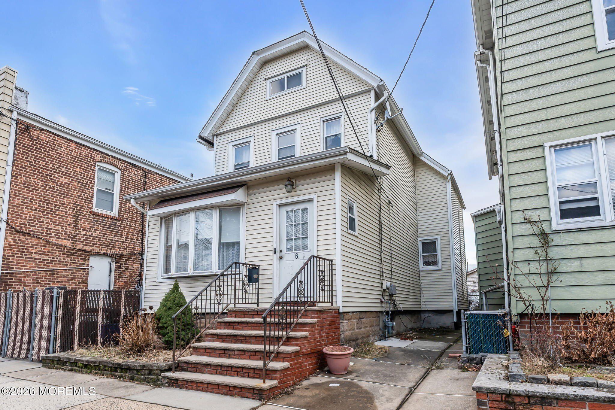 6 Lincoln Place, East Rutherford, NJ 07073 | MLS: 22601499 | Land.com