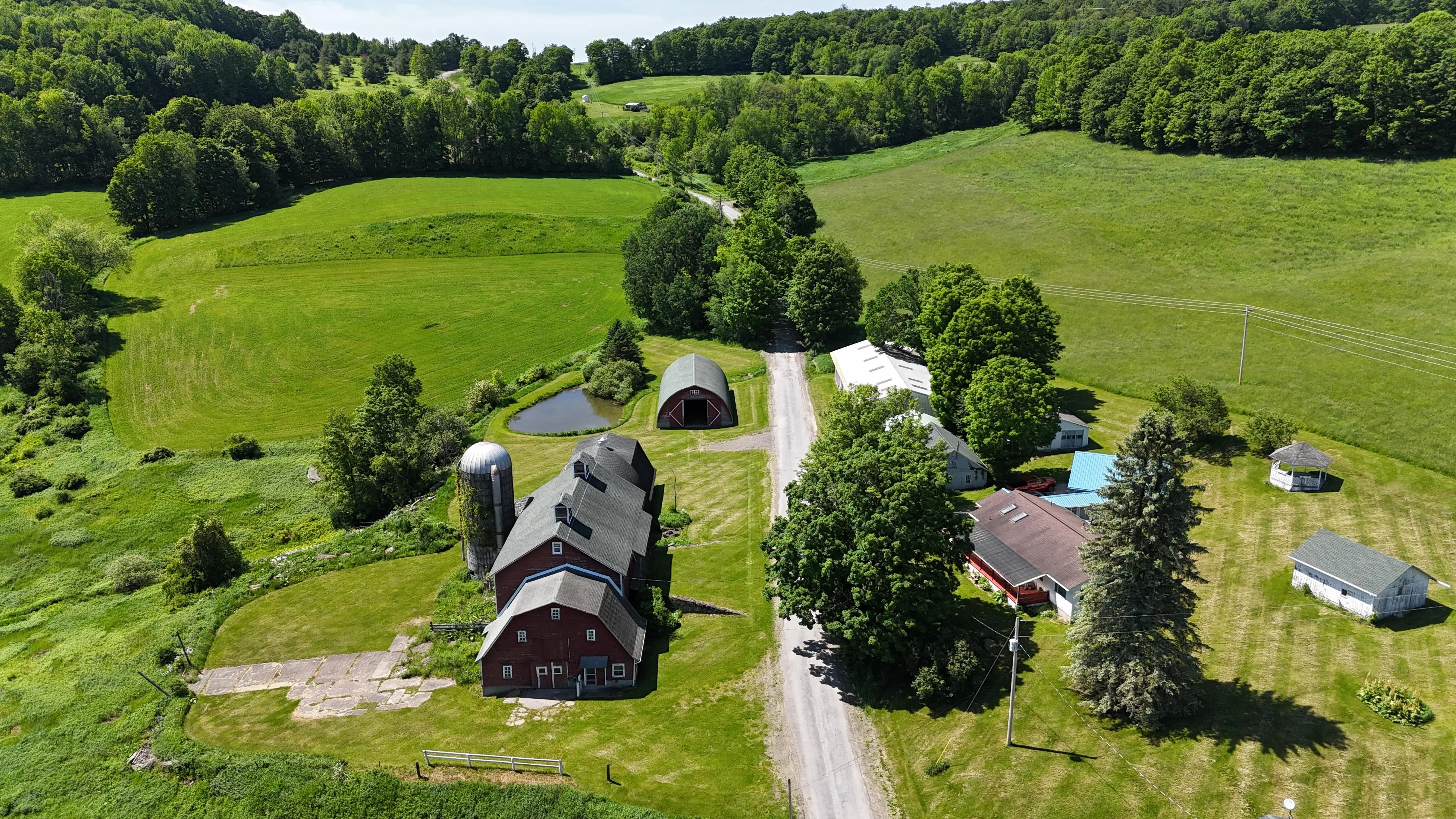 Land for sale, barns for sale in New York - 64 Properties - Land.com