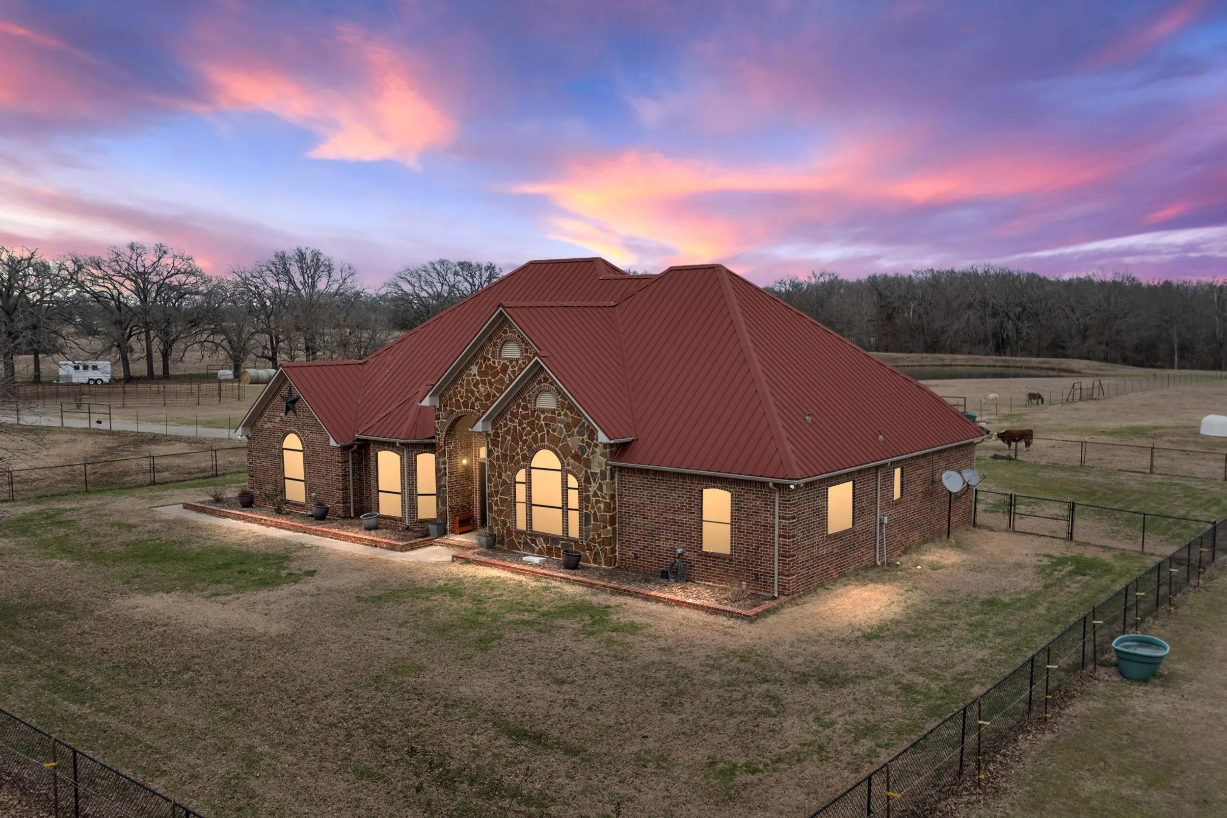 Land for Sale in Van Zandt County, Texas - 759 Properties - Land.com