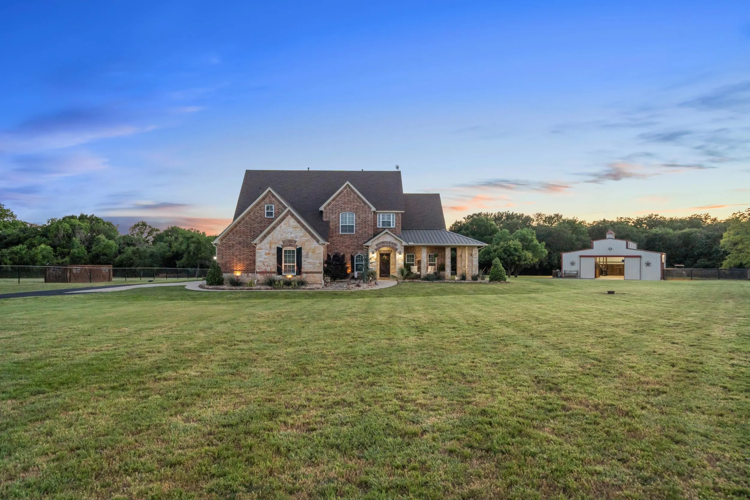 Properties of Stephen Reich with Williams Trew Real Estate in ...