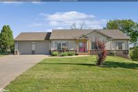 Properties of Kevin Dameron with Meadow and Main Inc. in Mount Pleasant, IA