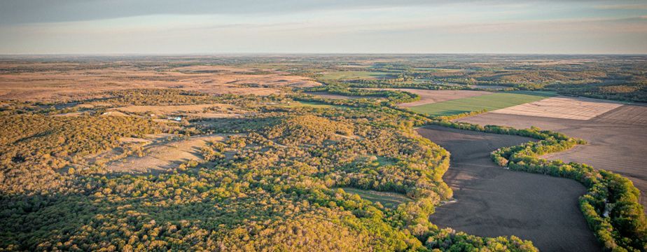Land for Sale in Kansas - 3,317 Properties - Land.com