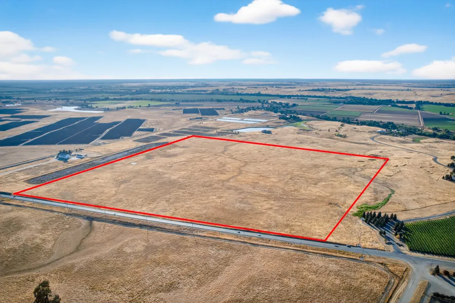 7770 Dillard Rd, Sloughhouse, CA 95683 | MLS: 225117672 | Land.com