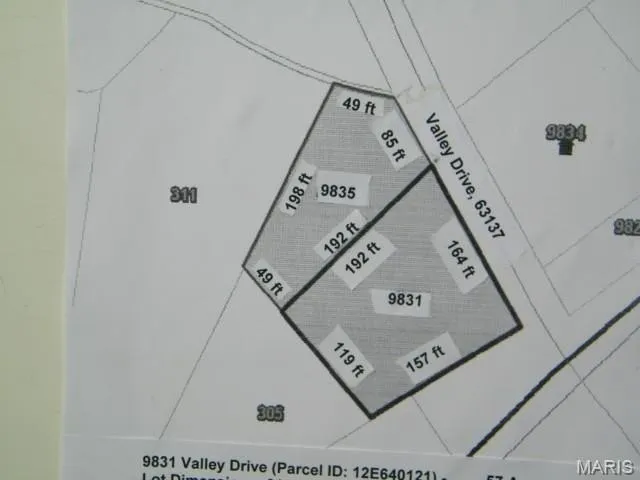 9831 Valley Drive, Riverview, MO 63137 | MLS: 25074676 | Land.com