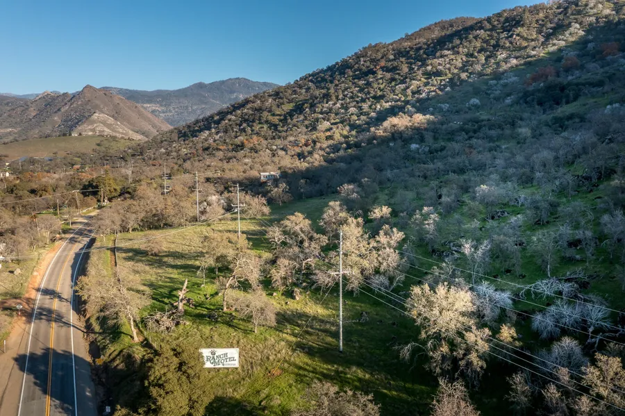 Sierra Drive, Three Rivers, CA 93271 | MLS: 238969 | Land.com