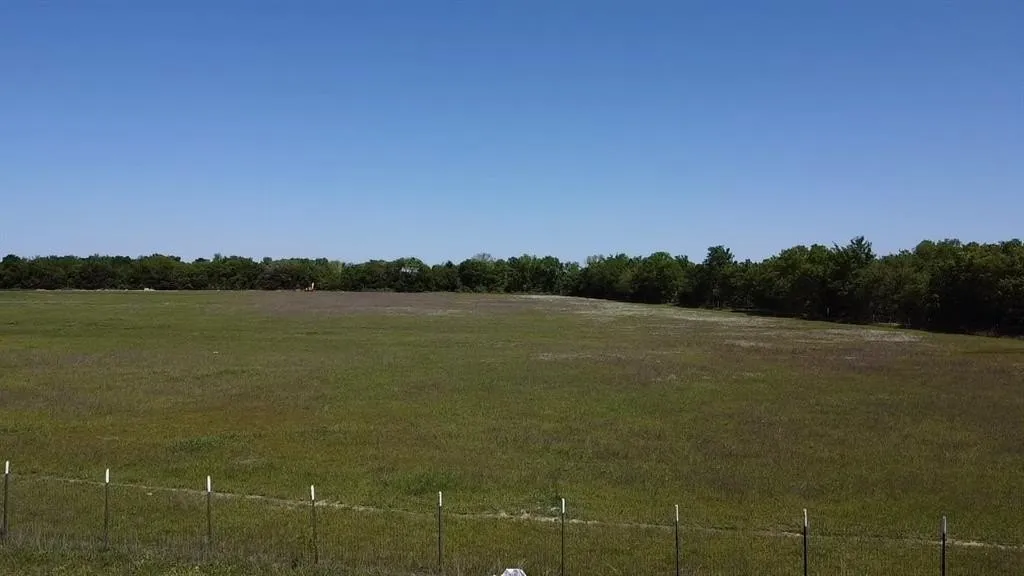 Tbd 7.5 Acers St Hwy 56 W, Ector, TX 75439 | MLS: 21138227 | Land.com