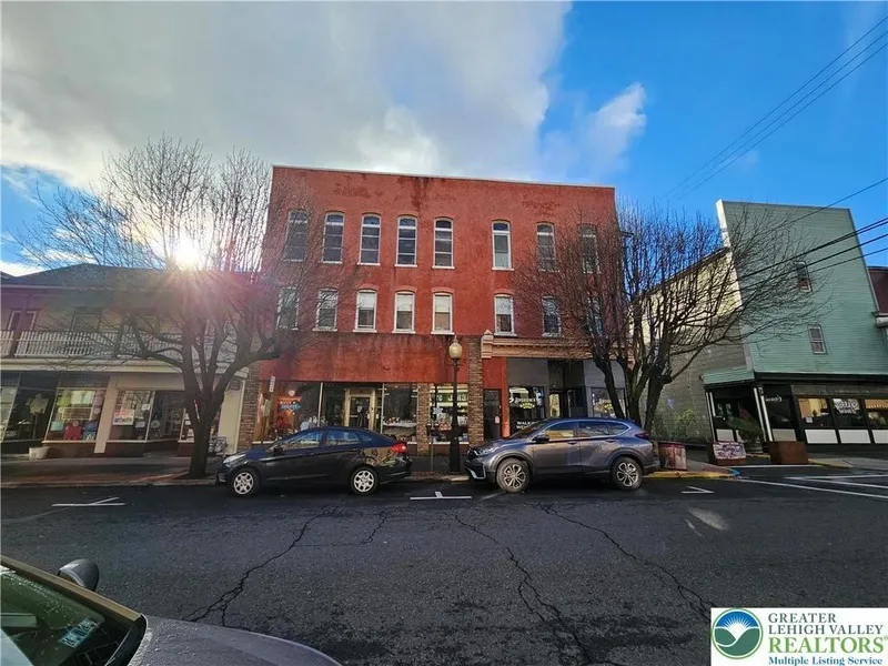 42 Broadway unit: C, Bangor, PA 18013 | MLS: 770368 | Land.com