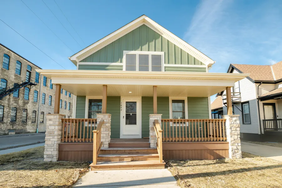 1644 S Memorial Dr, Racine, WI 53403 | MLS: 1947260 | Land.com